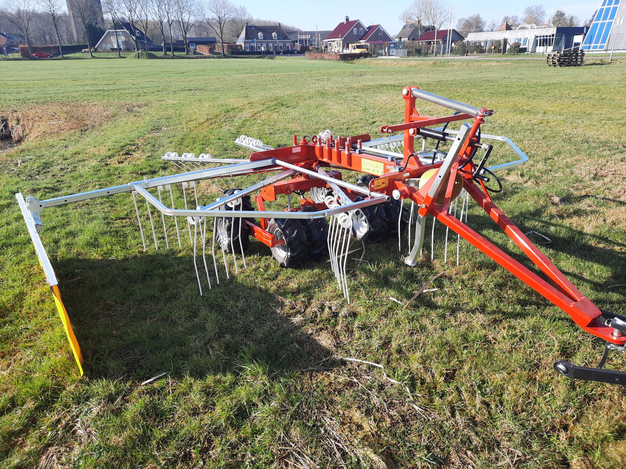 Afgeleverd: Daros getrokken hark